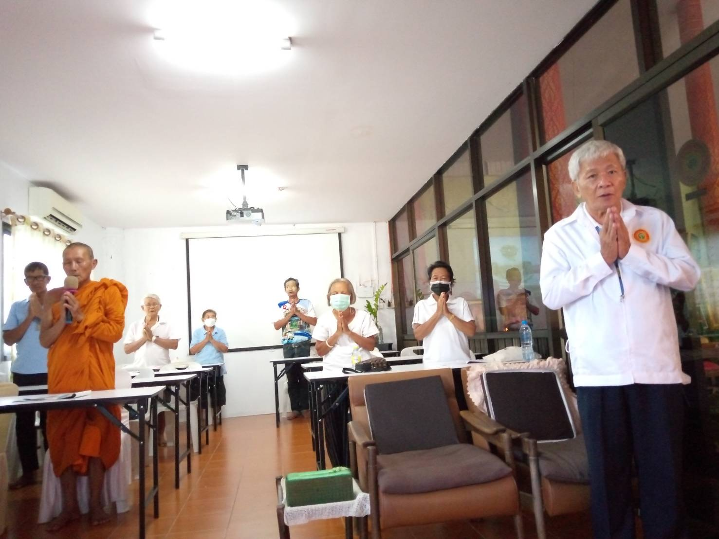 การเรียนการสอนหลักสูตรครูสมาธิรุ่น49 เอกูนปัญฺญาสโม ญาณวชิโรดม (ญาณคือความรู้อันสูงสุดประดุจ ...